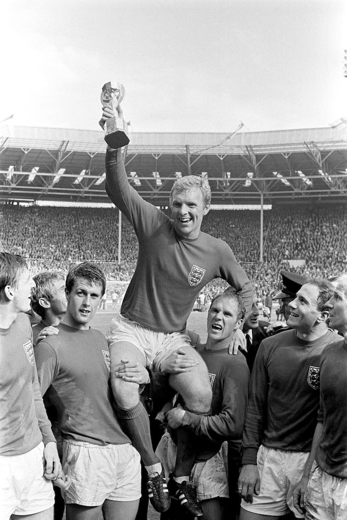 The beautiful game: famous football prints | King & McGaw